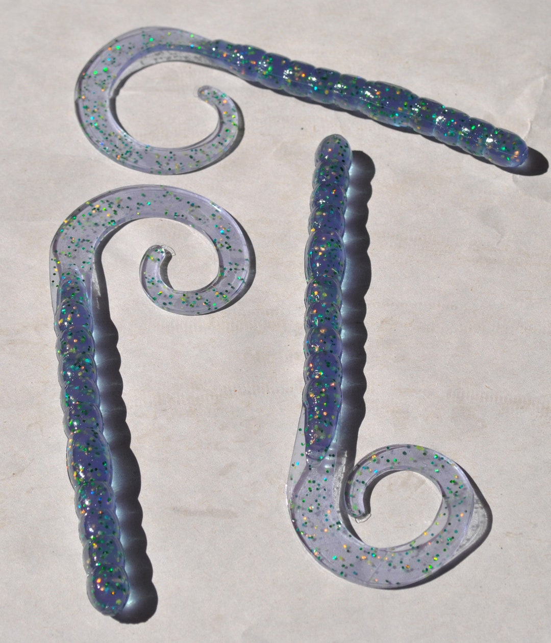 5 Curly Tail Worm in Our Aqua Sparkle Color. - Etsy