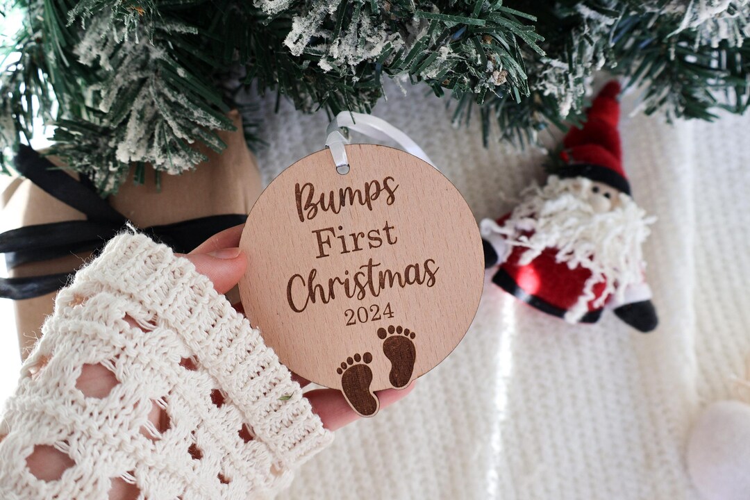 Mum to Be Christmas Gift Bumps First Christmas Bauble Decoration ...