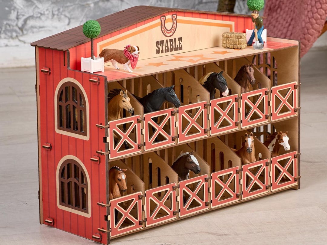 Wooden Toy Horse Stable: Personalized Barn With Lights - Etsy