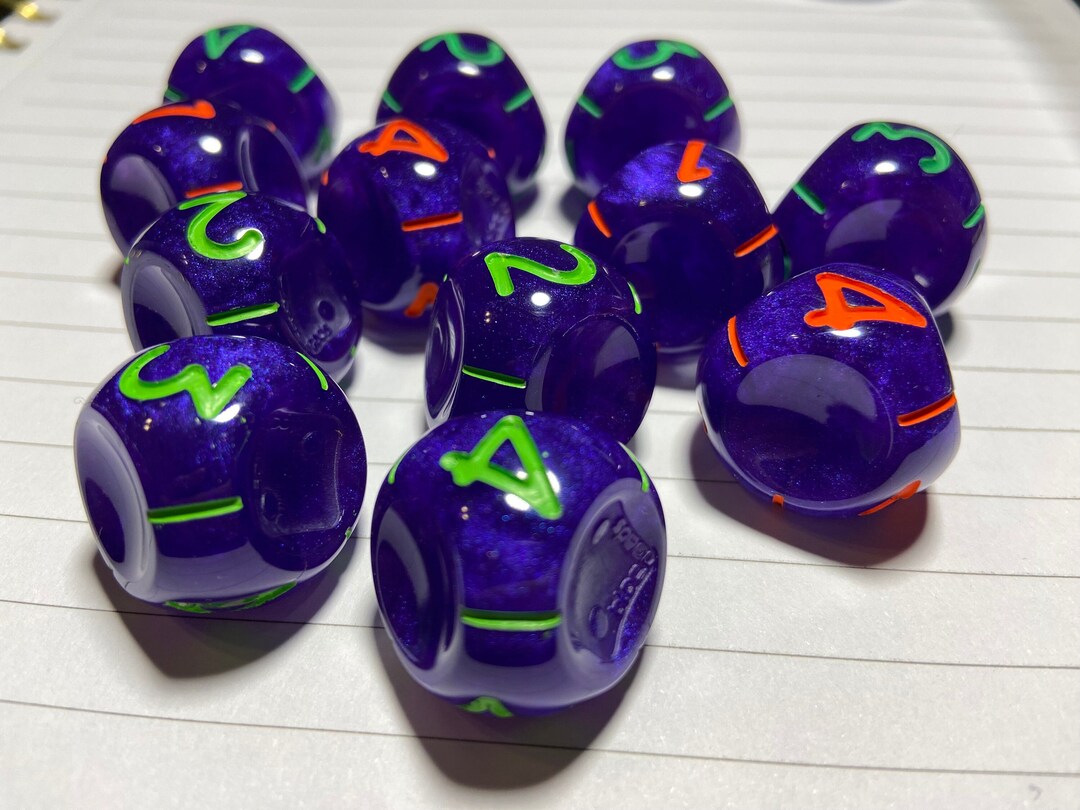 Boysenberry Magic Missile D4 Single Die, Spherical, Green - Etsy