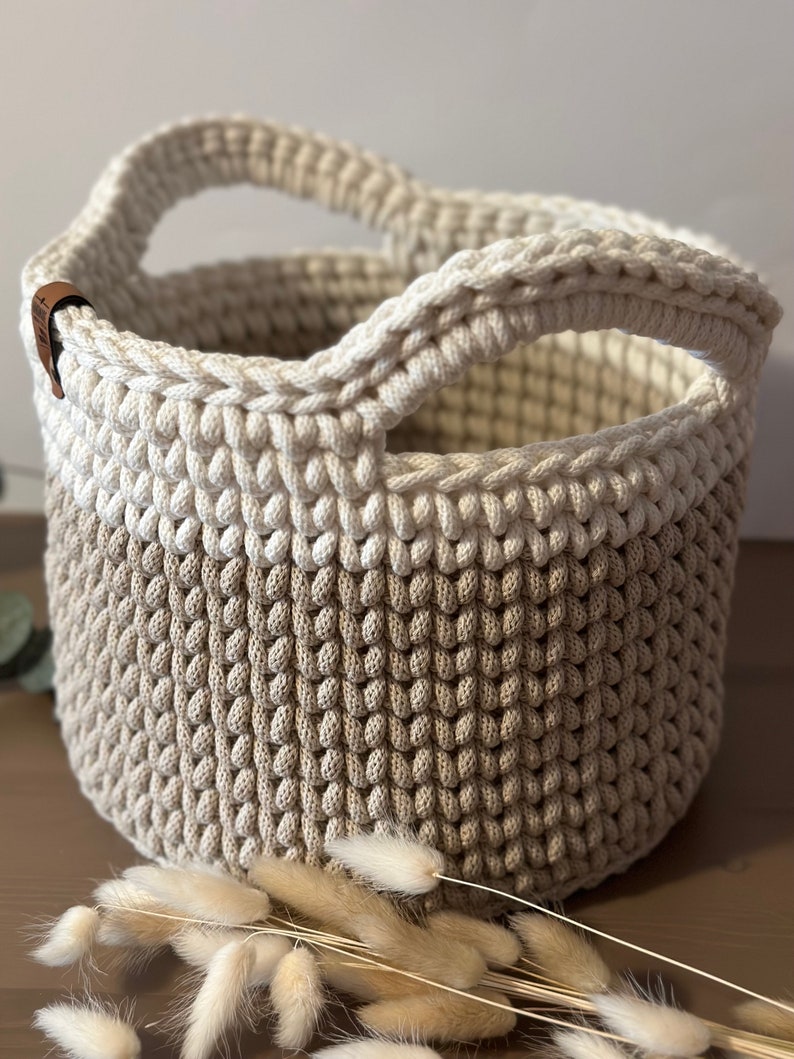 Large Modern Crochet Basket | With Handle | Gift Idea | Storage Basket ...