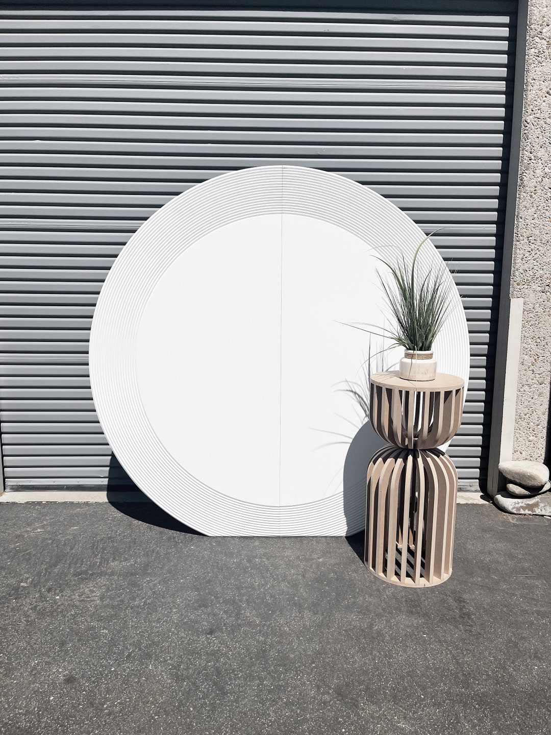 Beaded Round Circle Backdrop - 6.5' Height, Wood Party Round Arch ...