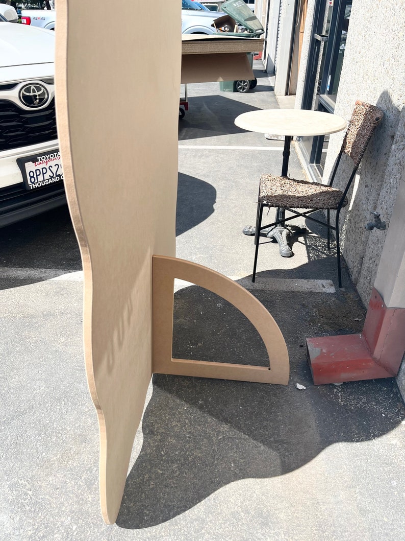 Folding Wavy MDF Photo Booth Backdrop With Plant-on Detail (4' X 7') - Etsy
