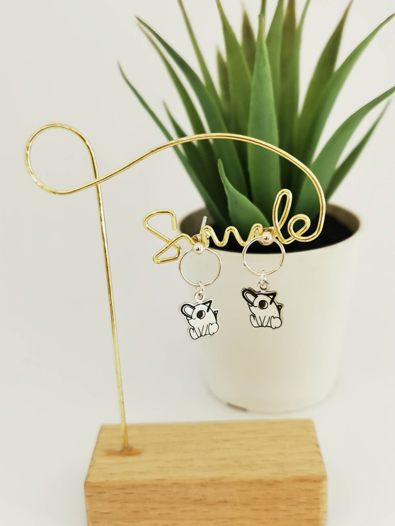 Anime Pochi Earrings - Kawaii Jewelry Chaw Saw Jewelry Kawaii Earrings ...