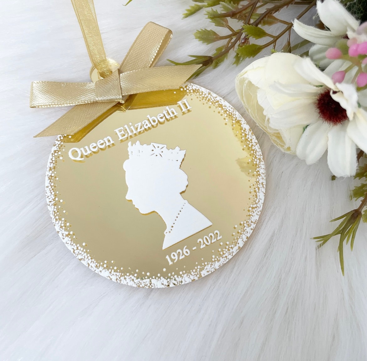 Queen Elizabeth II Commemorative Christmas Bauble Queen's Emblem Hanging Tree Ornament Royal ...