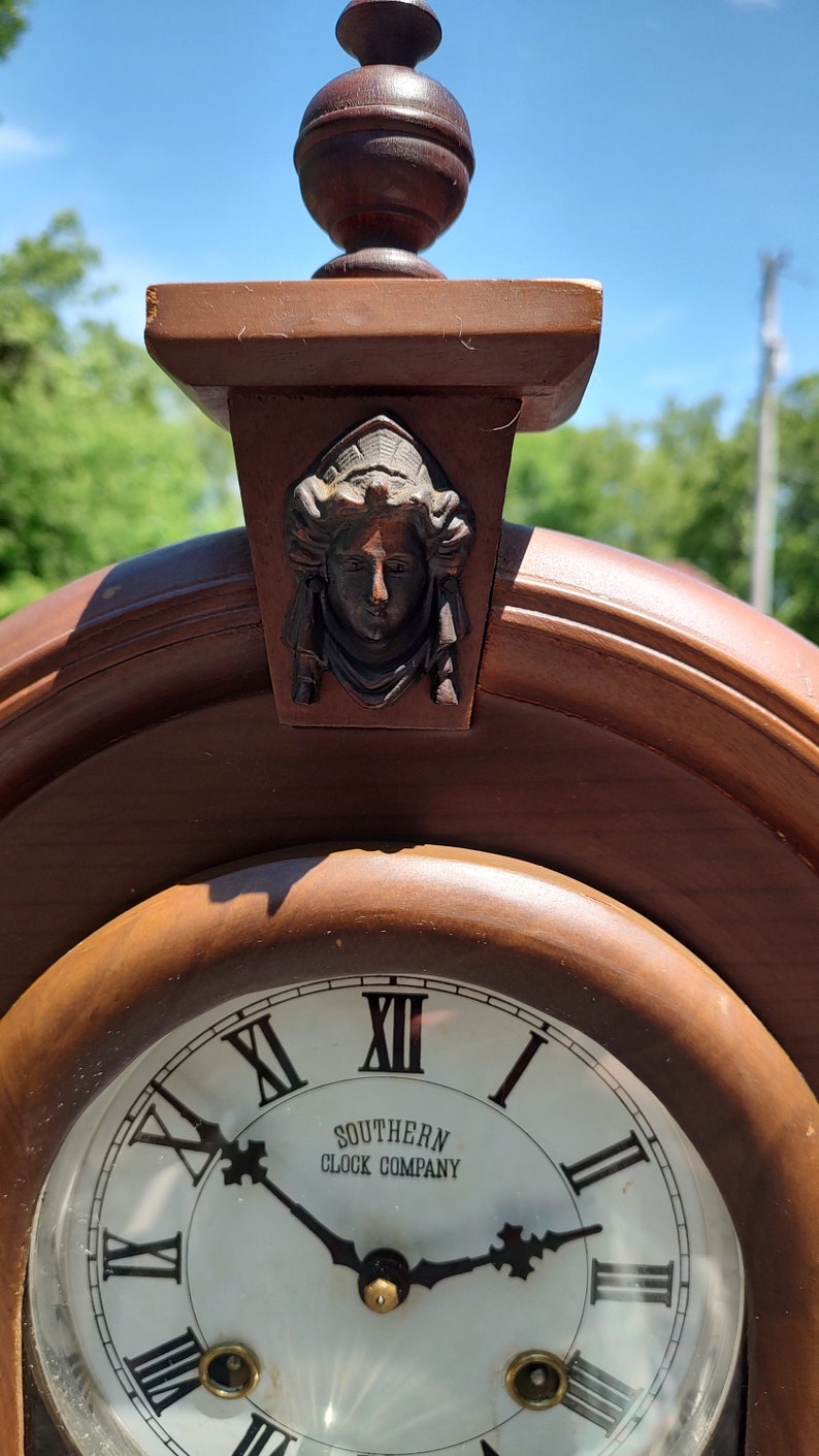 Wind up 31-day Chime Clock With Key. Southern Clock Company. - Etsy