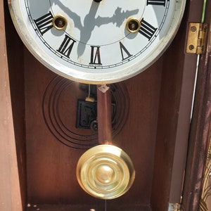 Wind up 31-day Chime Clock, With Key. Southern Clock Company. - Etsy