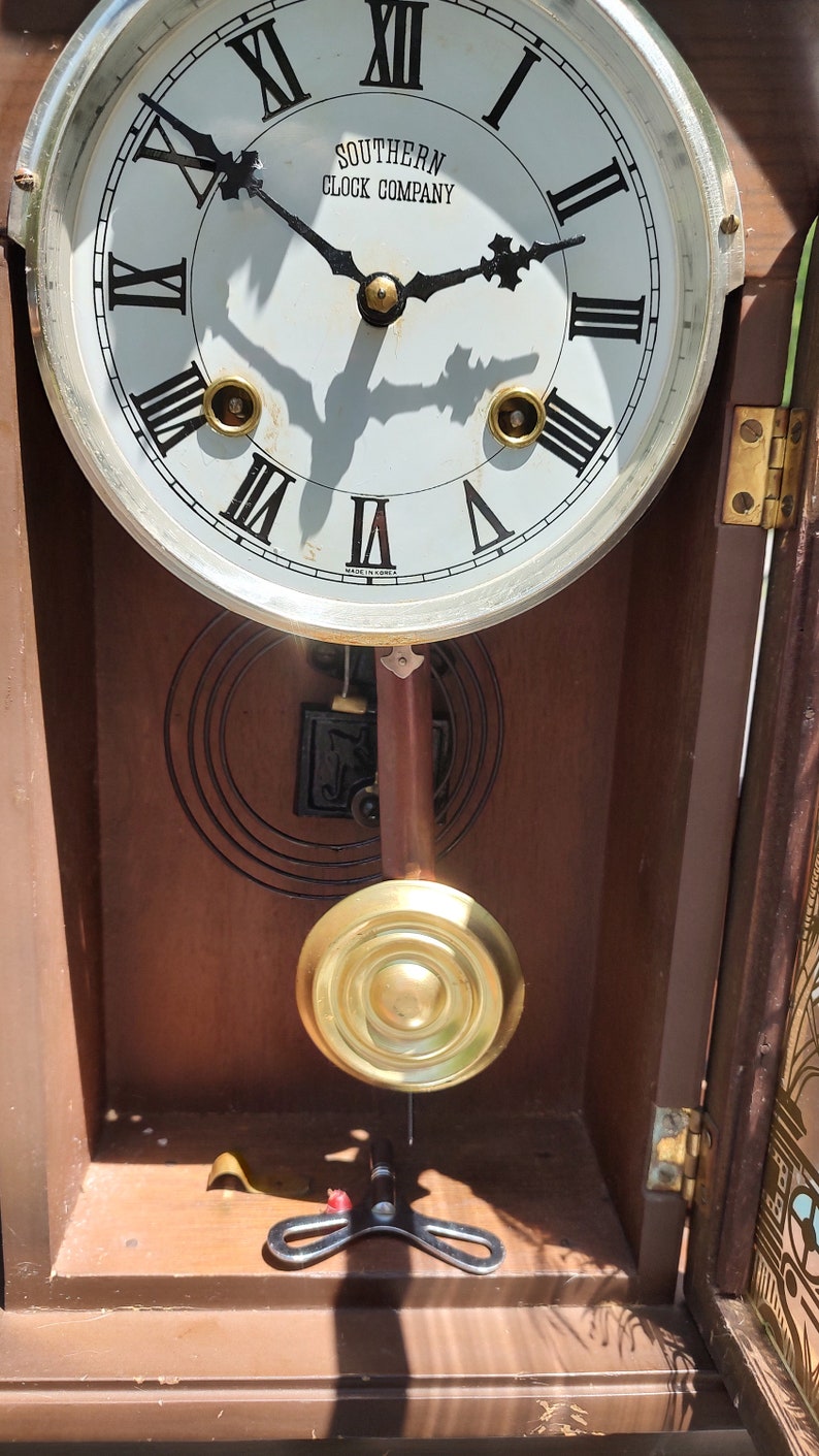 Wind up 31-day Chime Clock With Key. Southern Clock Company. - Etsy