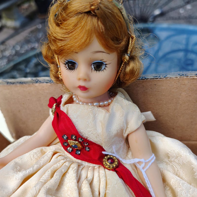 Queen Elizabeth Doll - Etsy