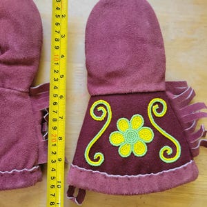 VTG OJIBWAY Beaded Gauntlet Mittens, Floral Beadwork Detail, Moose Hide ...