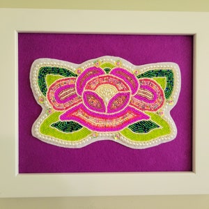 METIS Floral Beadwork Set in Decorative Acrylic Frame, Handcrafted ...