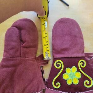 VTG OJIBWAY Beaded Gauntlet Mittens, Floral Beadwork Detail, Moose Hide ...