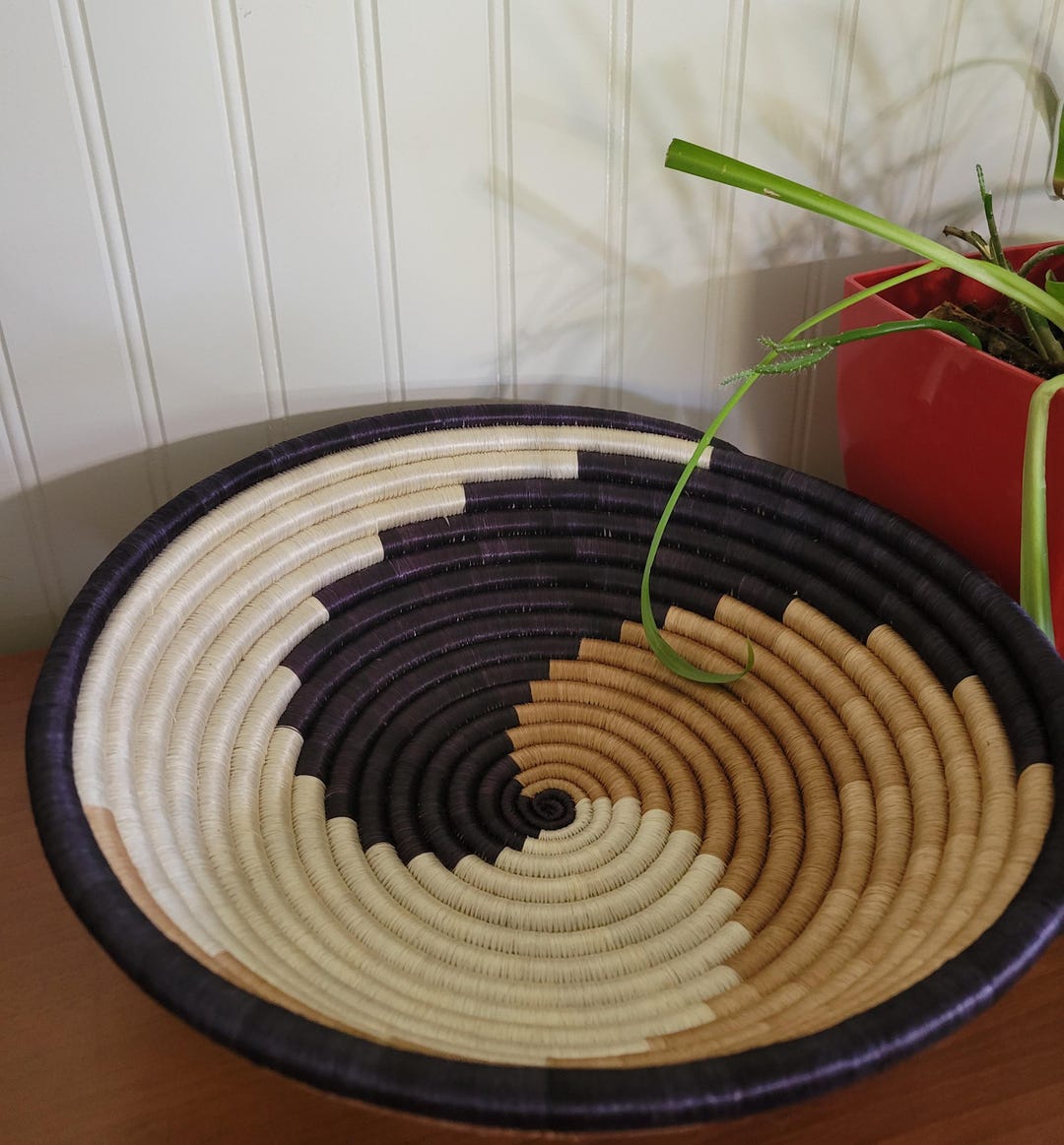RWANDA Sisal Coil Weave Grass African Polychrome Bowl Basket, Handmade ...