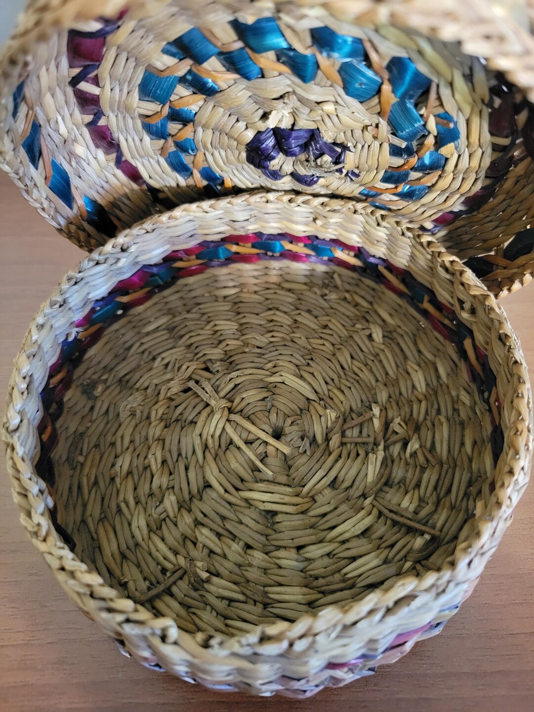 VTG OJIBWAY Sweetgrass Woven Lidded Polychrome Basket 1940 Woodland ...