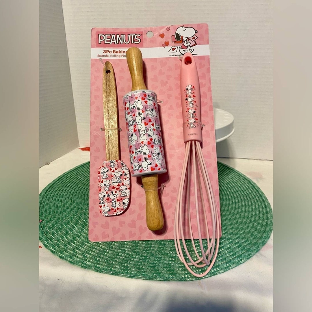 Peanuts Snoopy Valentines 3pc Silicone Baking Set - Etsy