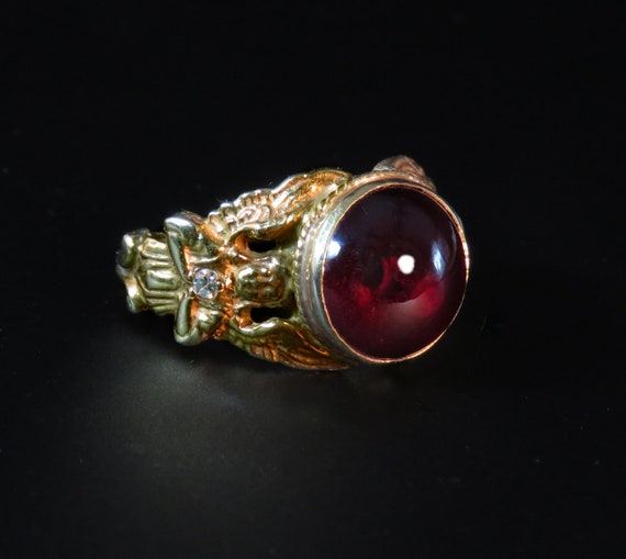 14k Gold Renaissance Revival Ring | Etsy