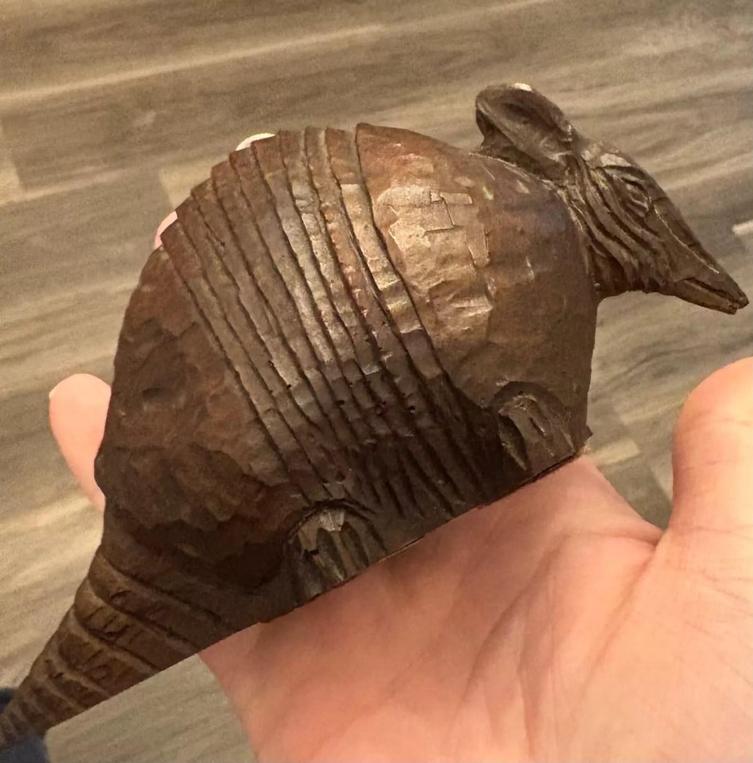 Vintage Armadillo Figurine Red Mill Manufacturing American Resin Folk ...