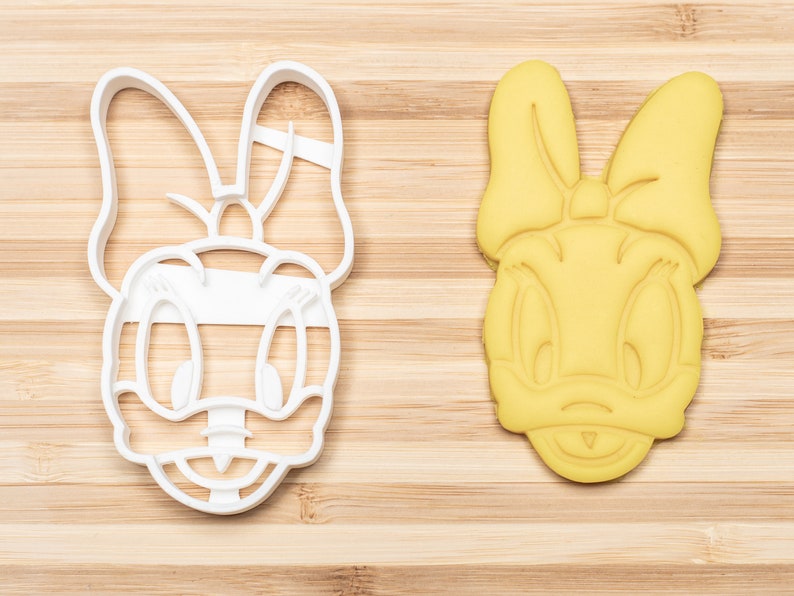 Daisy Duck Cookie Cutter, Play Dough Cutter - Etsy