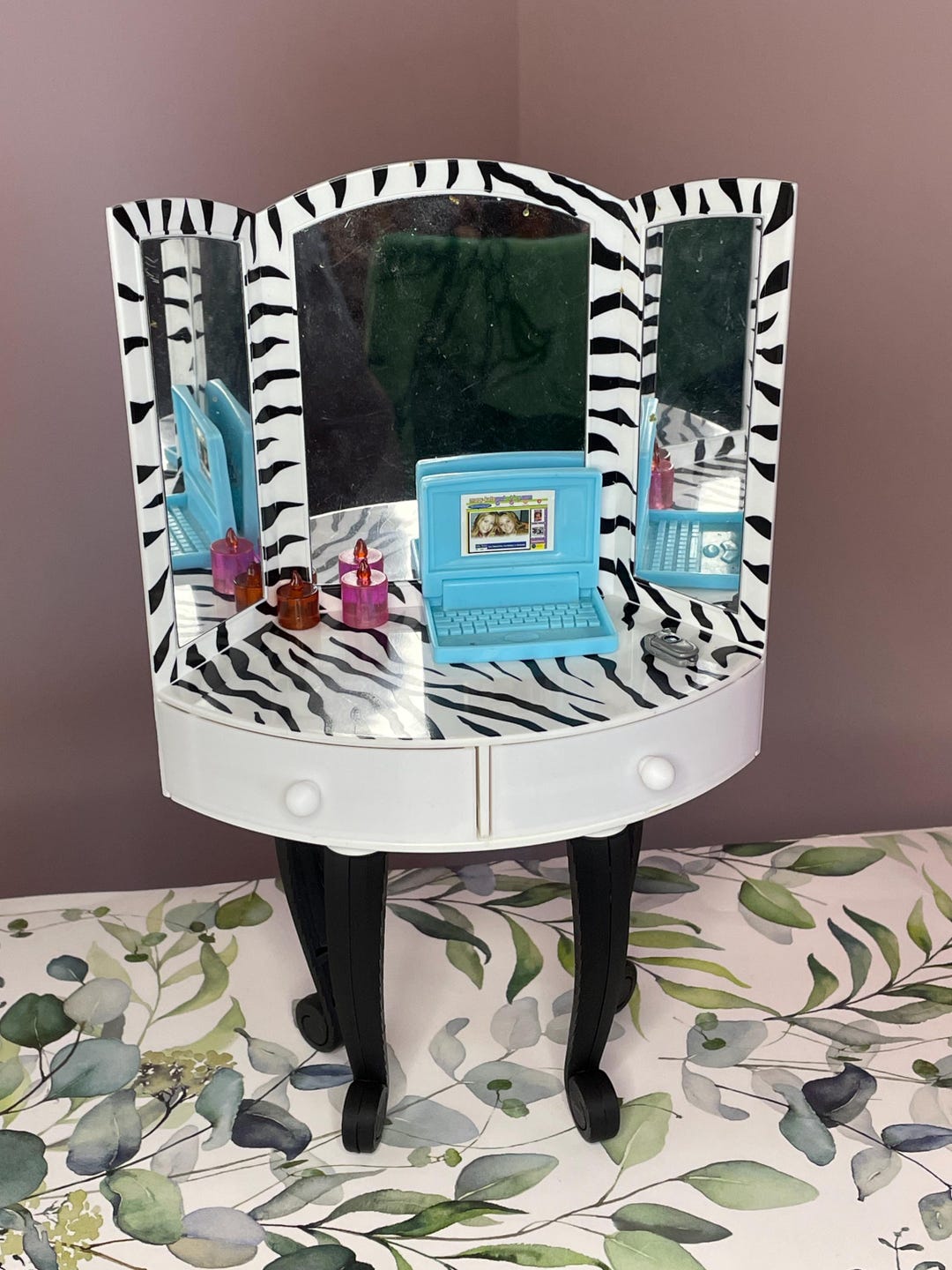 DIGITAL STL File 3D Print- Bratz Fashion Zebra Vanity With Stool ...