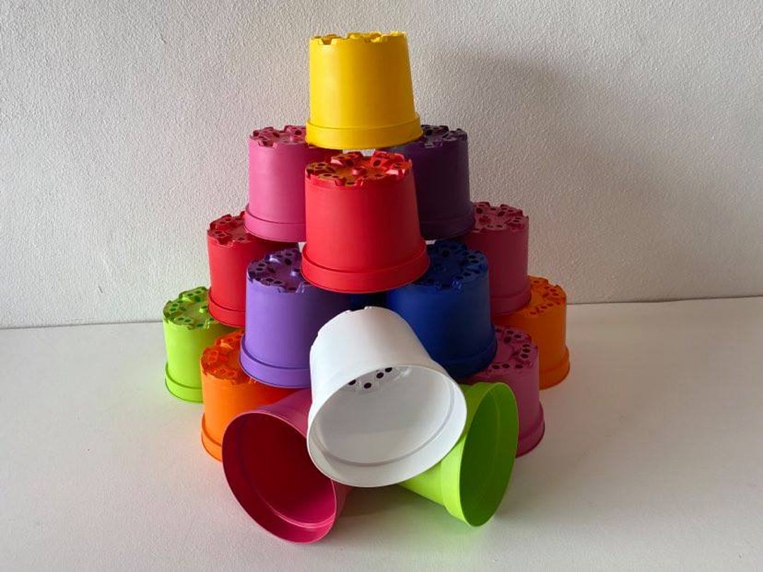 2 Litre Plant Pots Various Colours Recyclable - Etsy