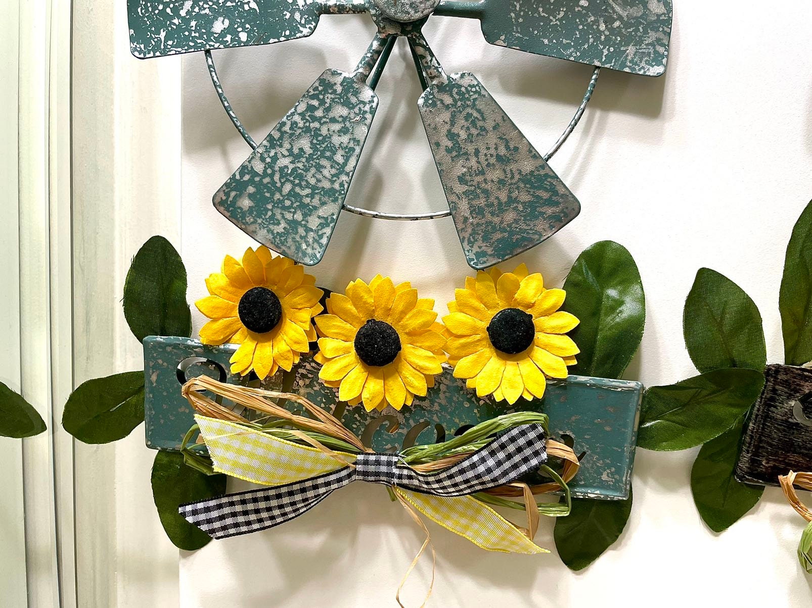 Rustic Distressed Galvanized Metal Windmill Welcome Sign, Sunflowers ...