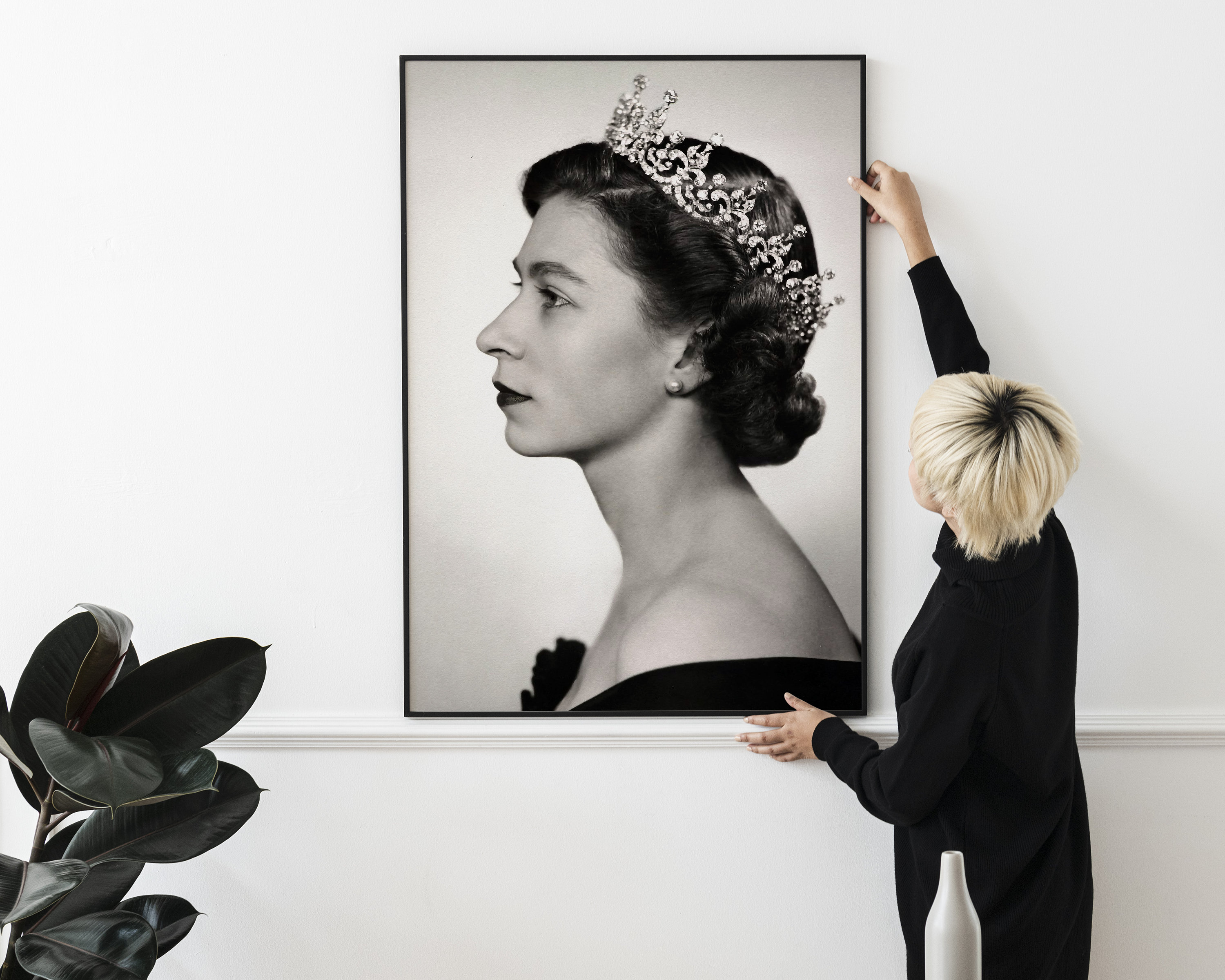 Queen Elizabeth II Portrait Print Set, Eclectic Wall Art, Queen ...