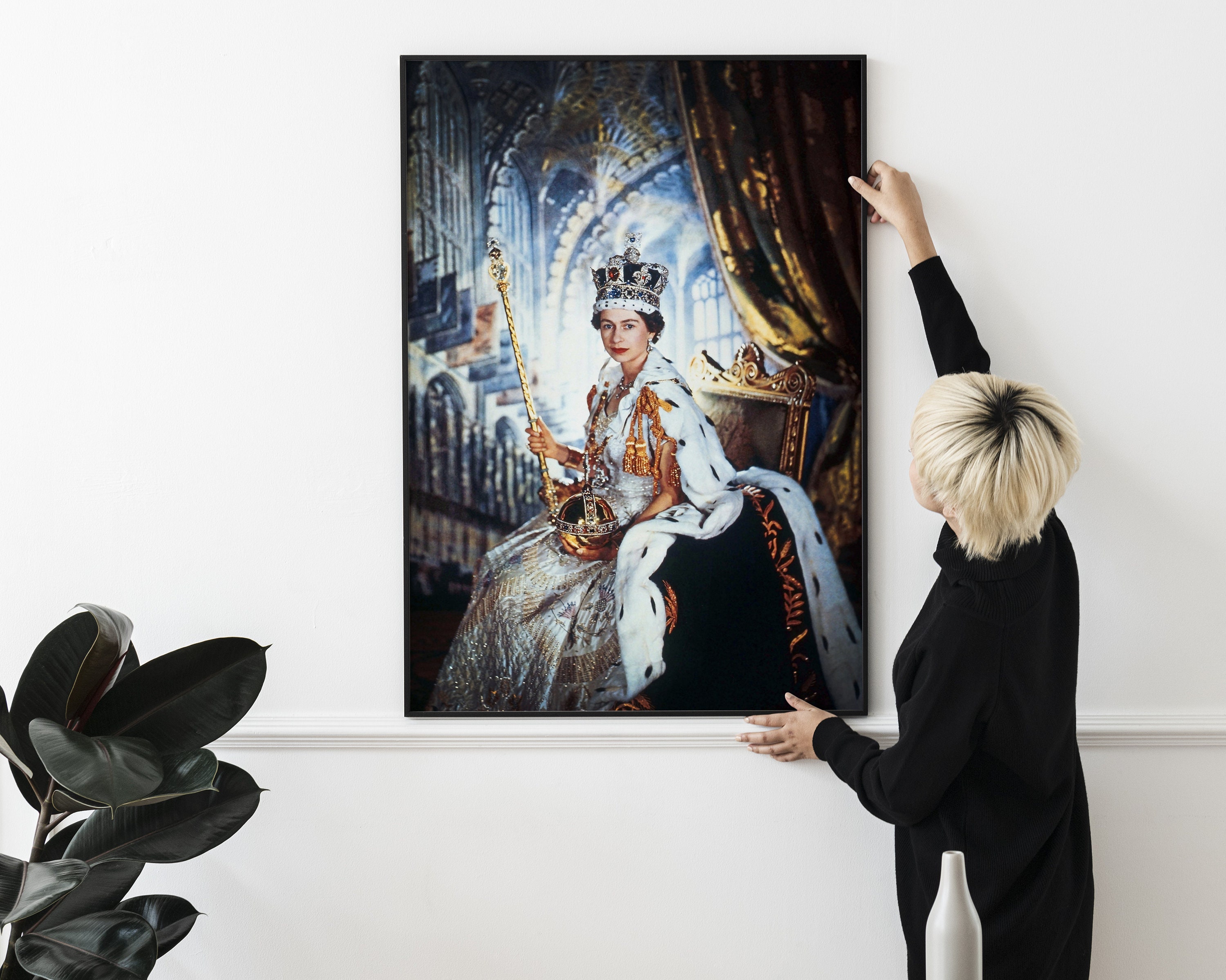 Queen Elizabeth II Print, Royal Portrait Photo,digital Printable Wall ...