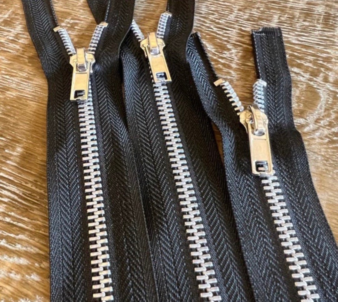 No. 5 Closed End Zips, Silver Metal Teeth, Black or Ivory Tape, 4" - 30 ...