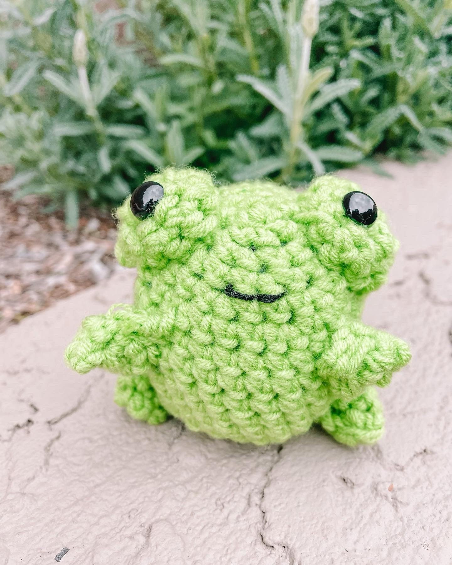 Crochet Frog Plushie, Handmade Crochet Frog, Mini Crochet Frog, Mini ...