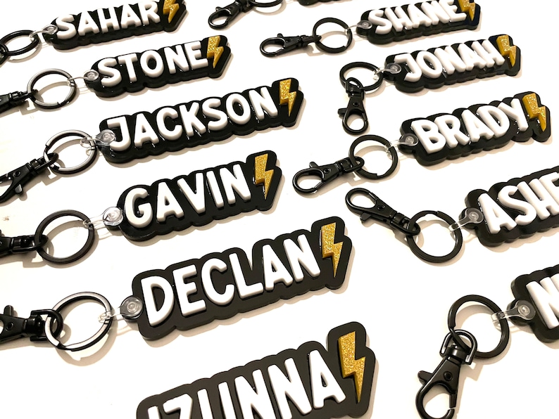 CUSTOM NAME KEYCHAIN - Lightning Bolt Style - Gender Neutral ...