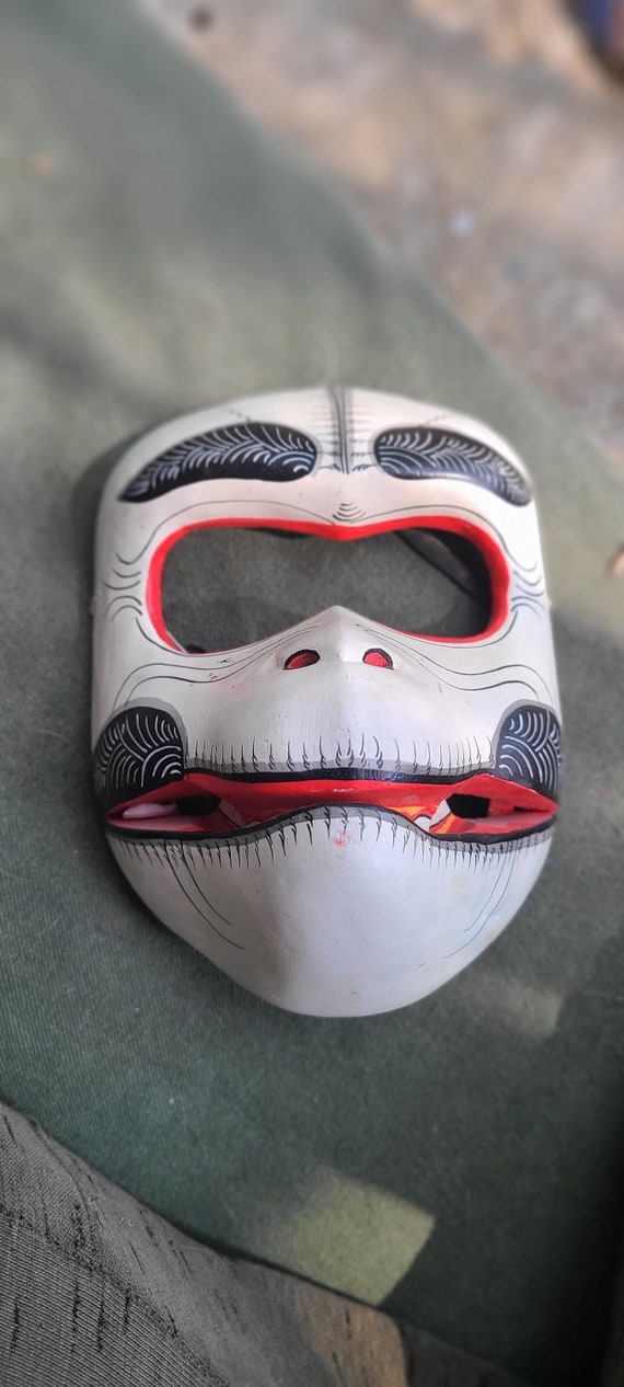 vintage balinese mask - Gem
