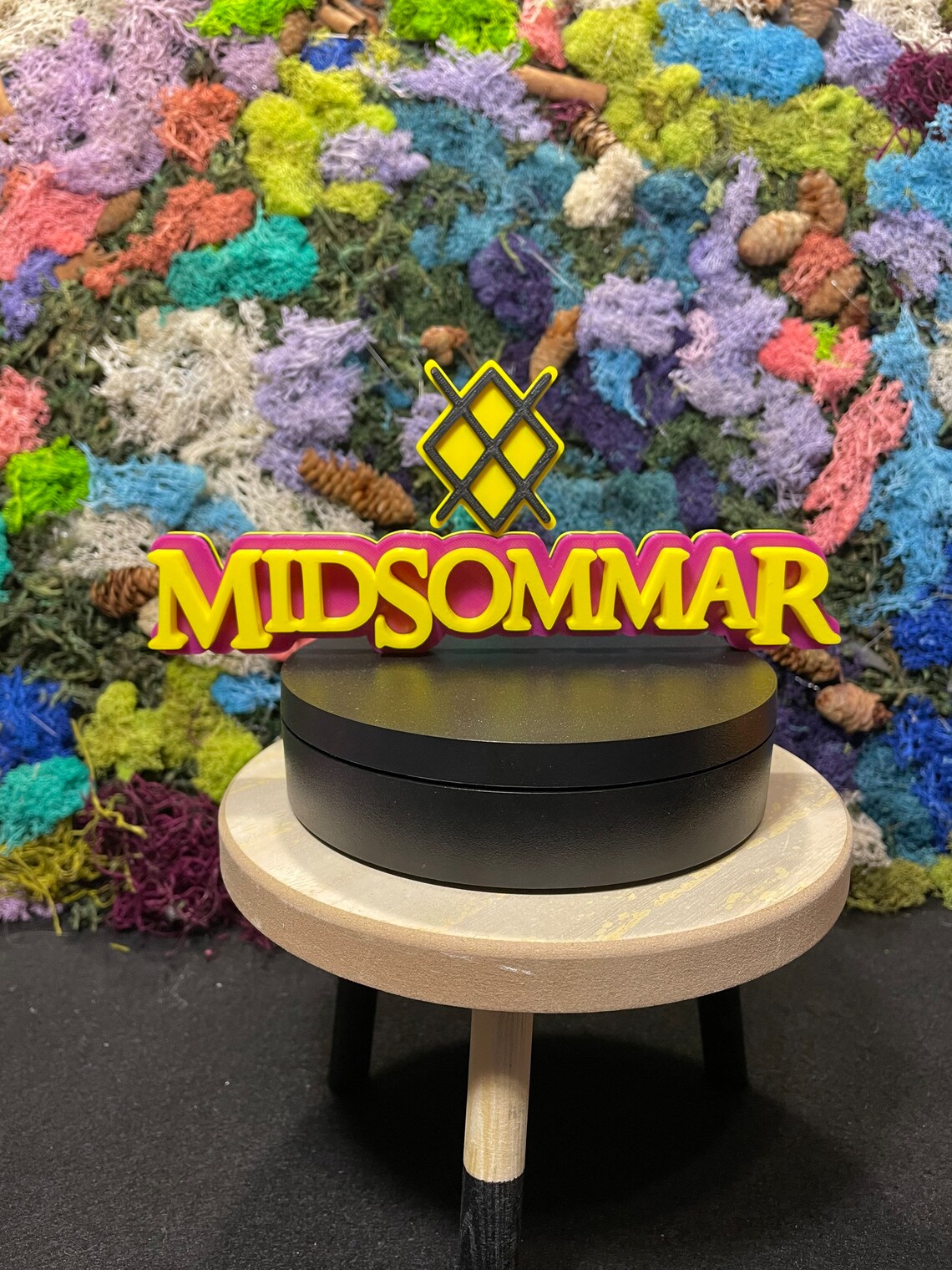 Midsommar Sign / Horror Movie Logo / Bookcase Display / Shelf - Etsy