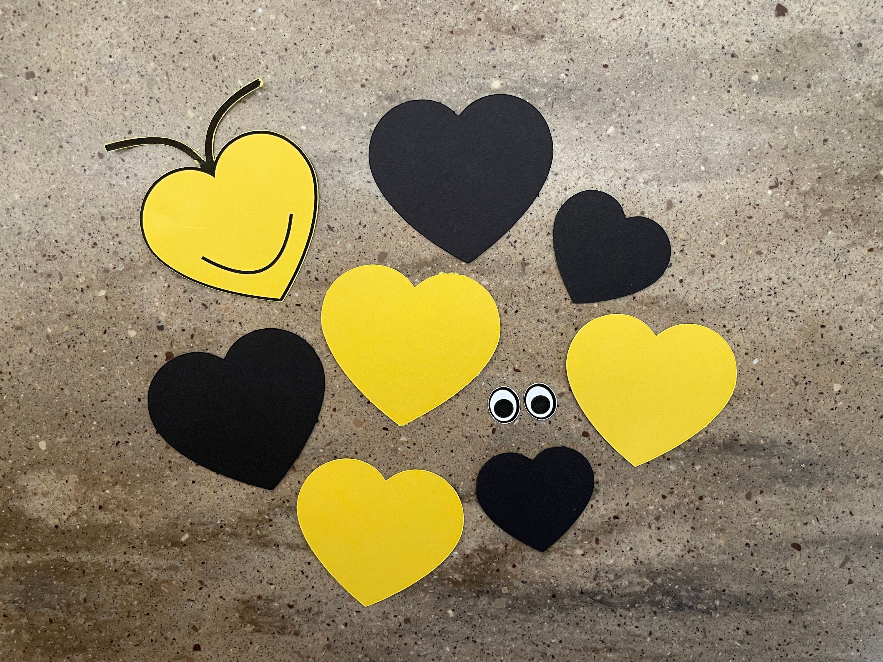 Valentine's Day Bee Heart Craft Kit--cardstock Paper Craft for Kids - Etsy