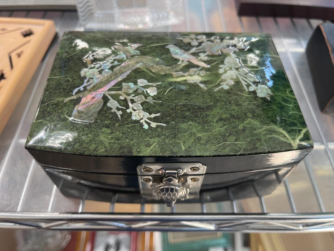 Vintage Korea Mother of Pearl Inlay Turtle Latch Jewelry Box - Etsy