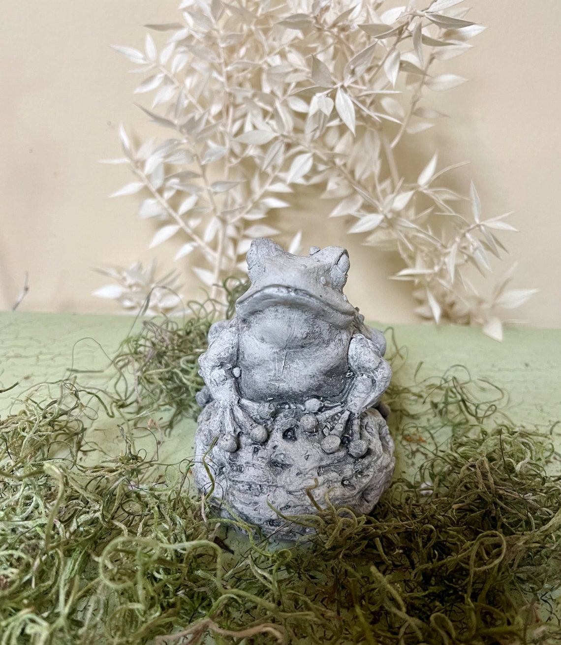 Frog and Toad Garden Statues Frog Statues Toad Garden - Etsy