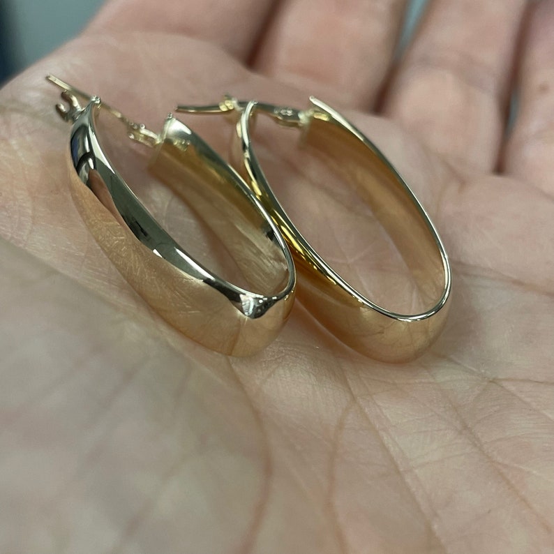 Oval Hoop Earrings in 14k Gold, Lightweight Chunky Hoops for Women ...