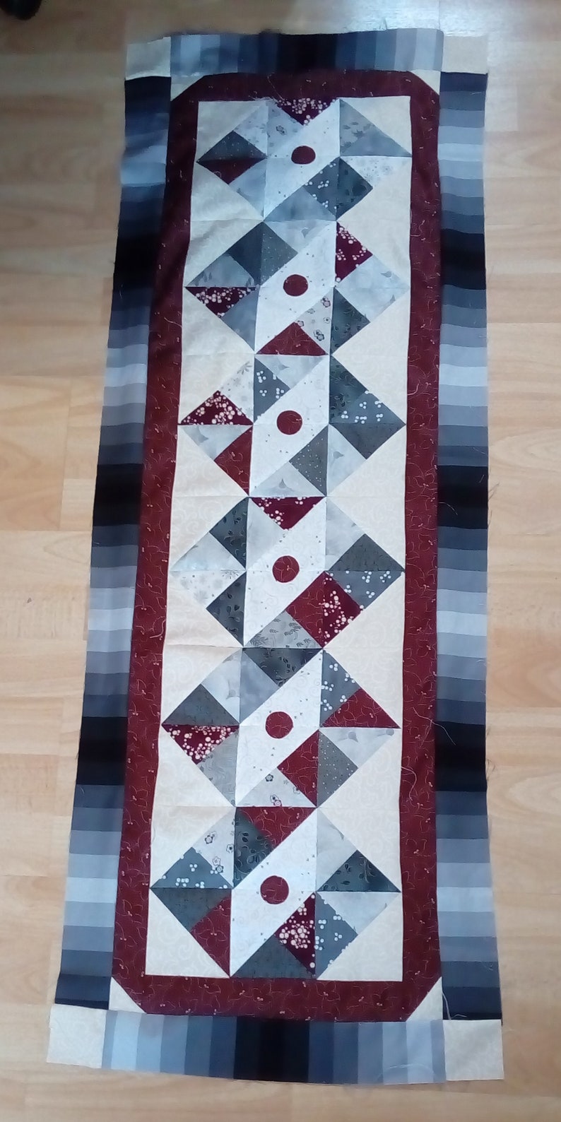 Christmas Twist Table Runner PDF - Etsy