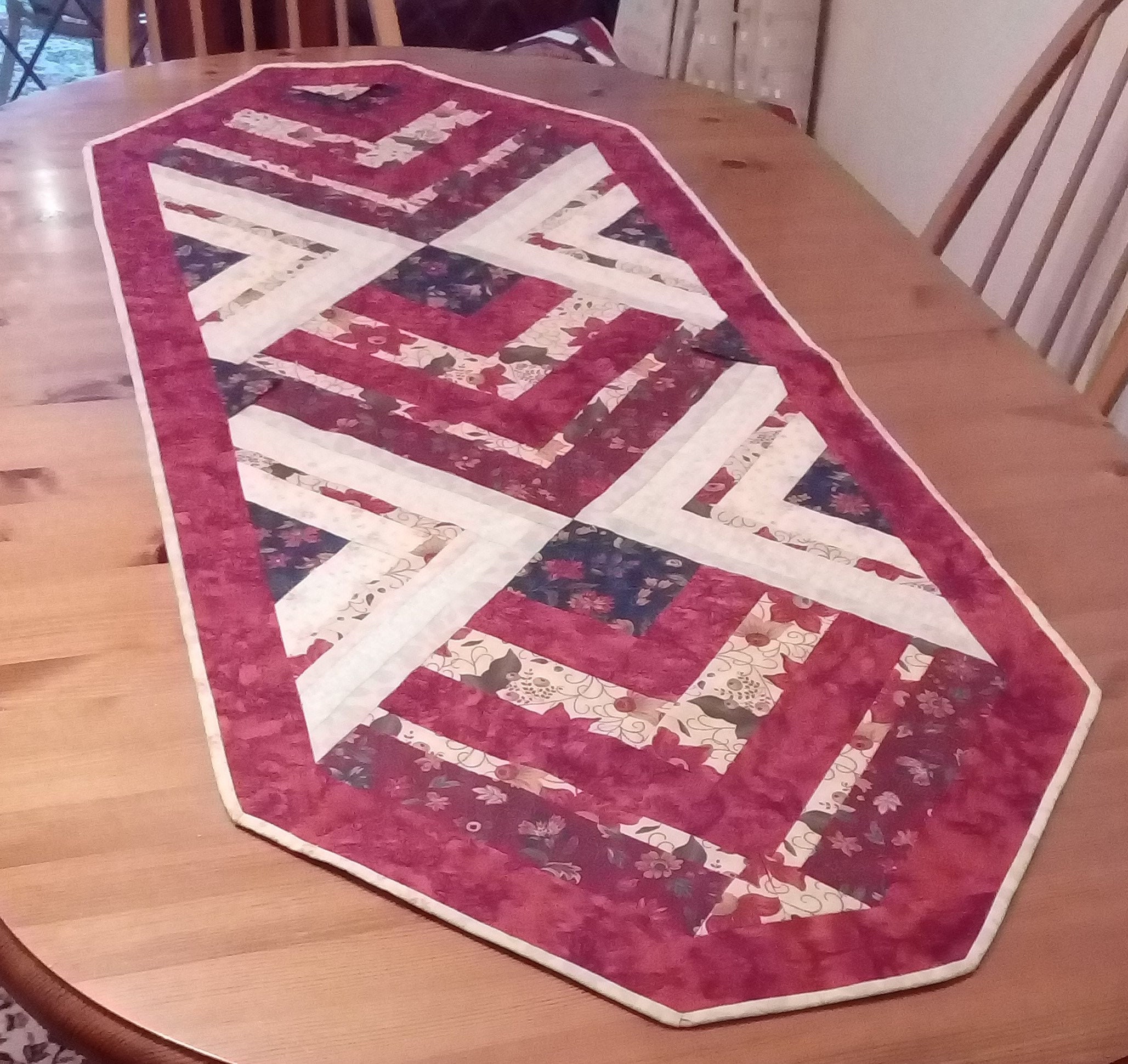 Log Cabin Table Runner - Etsy