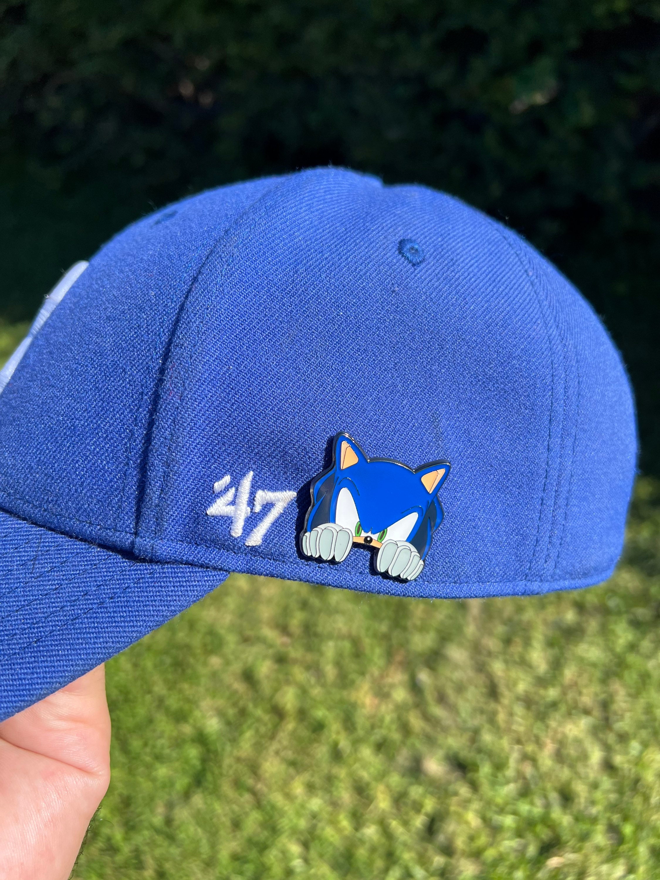 Sonic Peeker Hat Pin - Etsy