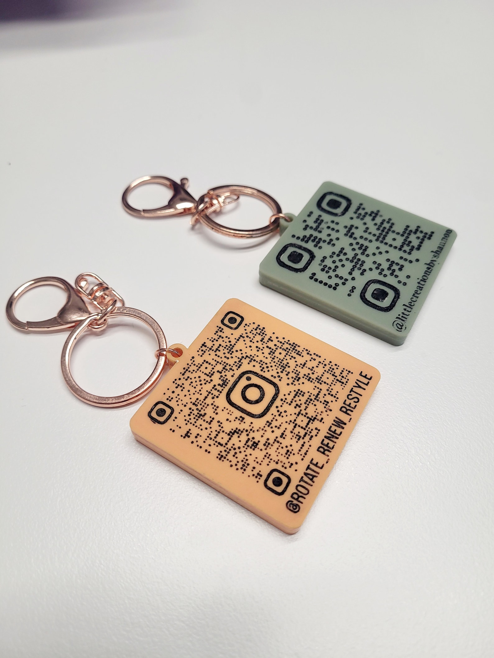 QR Code Keyrings - Etsy