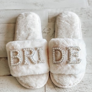 Customized Pearl Slippers in White | Bridal Gifts - Etsy