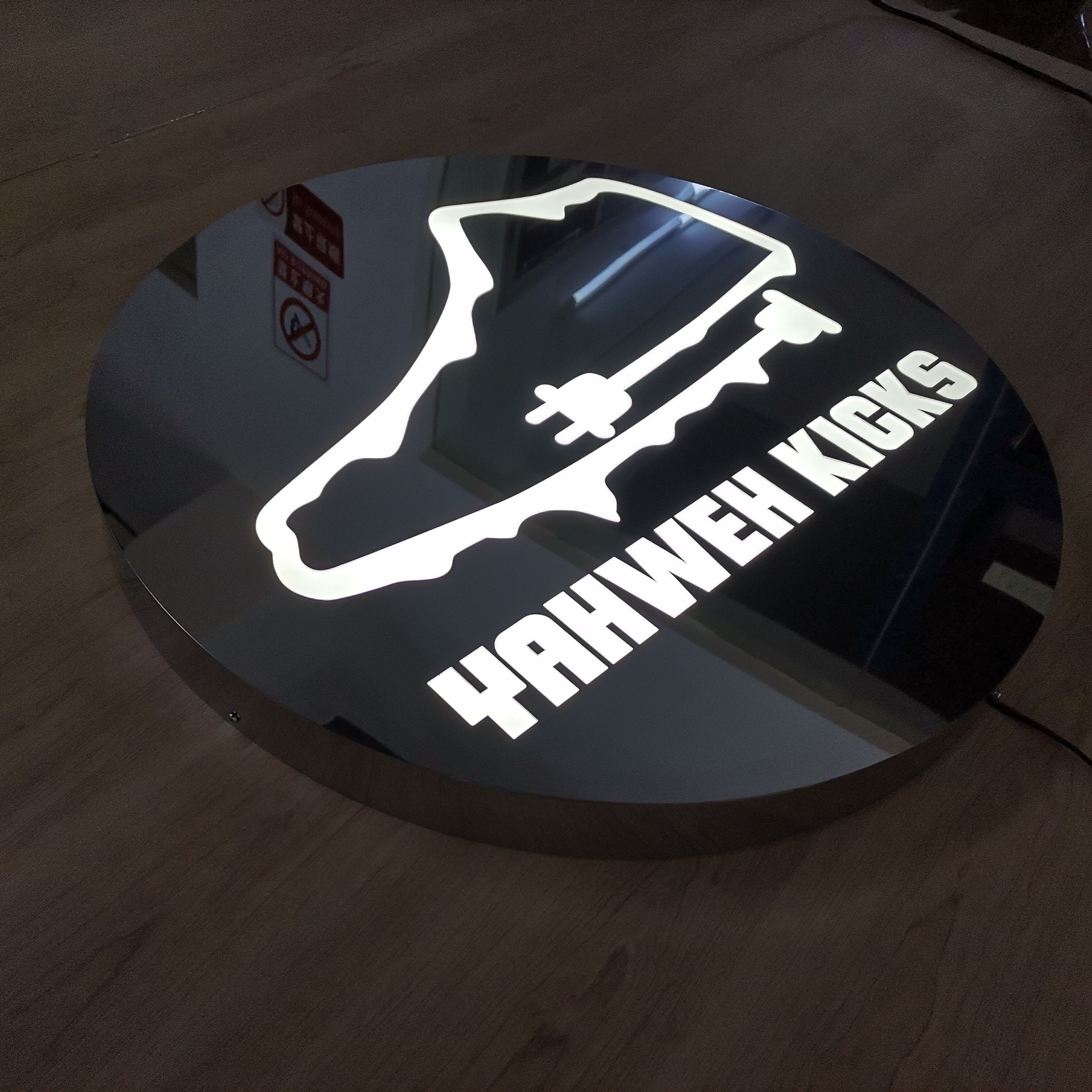 Diseño de letras de canal, alfabeto de luz frontal personalizado ...