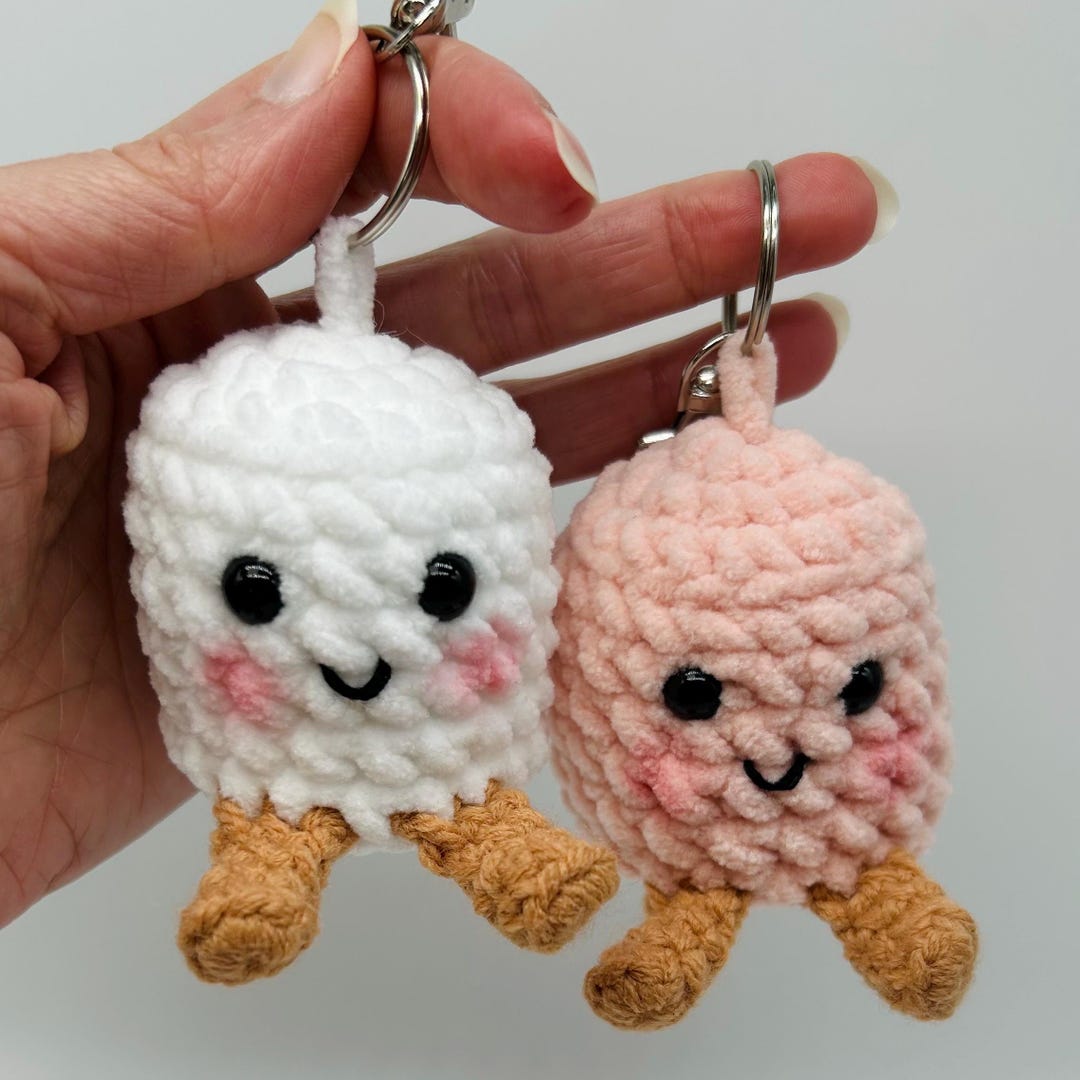 No Sew BFF Marshmallow Keychains or Car Hanger Easy Market Crochet ...