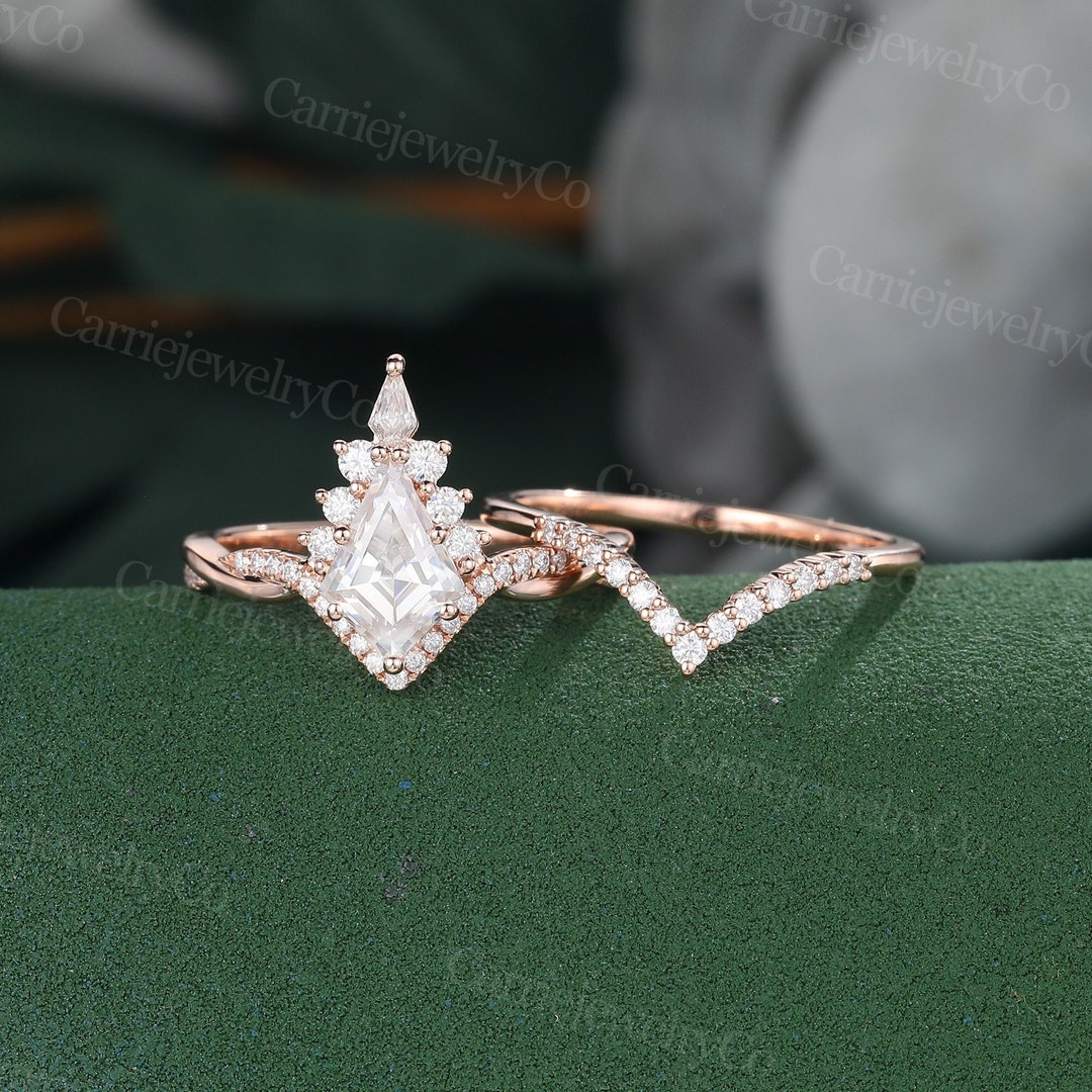 Kite Cut Moissanite Engagement Ring Set Rose Gold Engagement Ring Kite ...