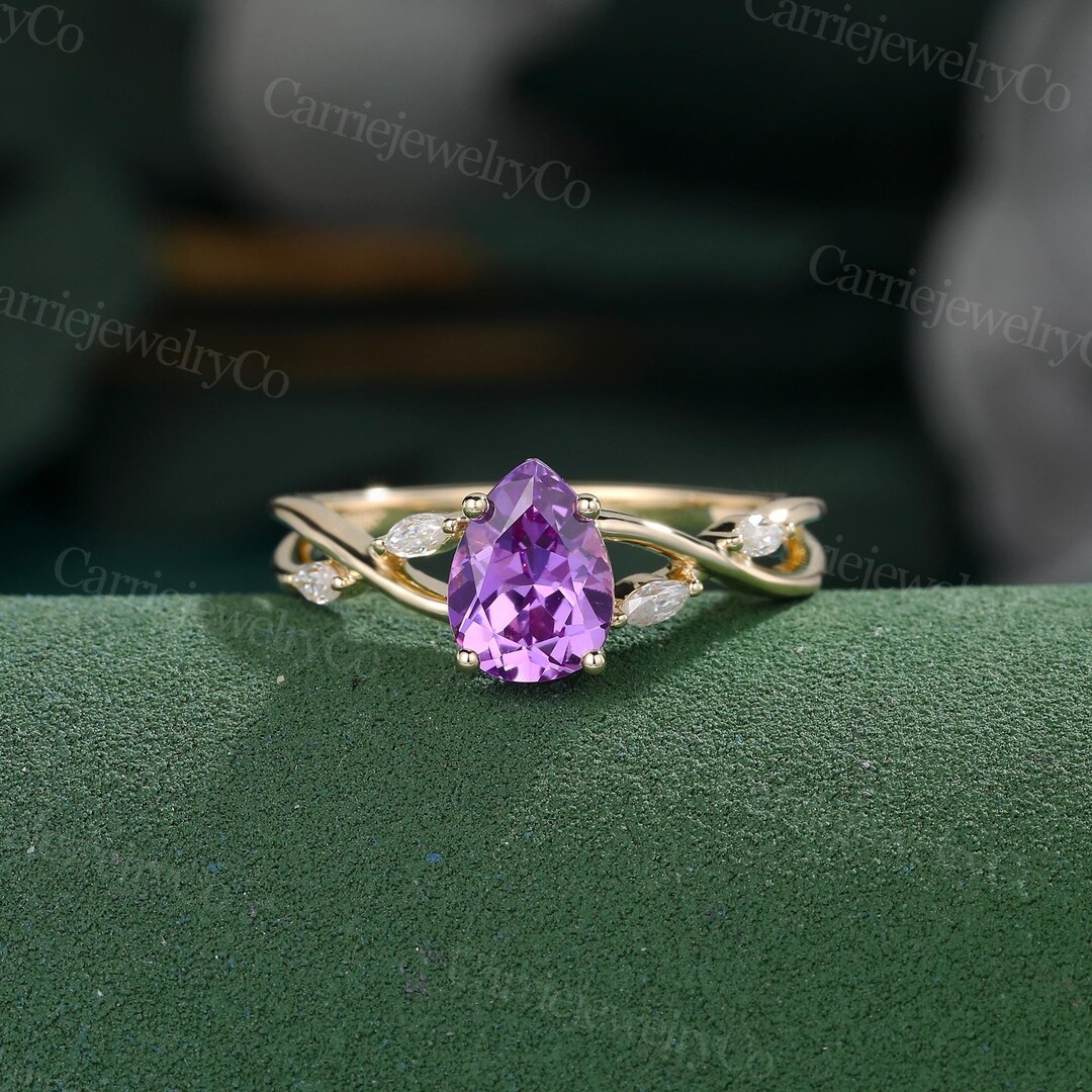 Pear Shaped Amethyst Engagement Ring Vintage Yellow Gold Ring Unique ...