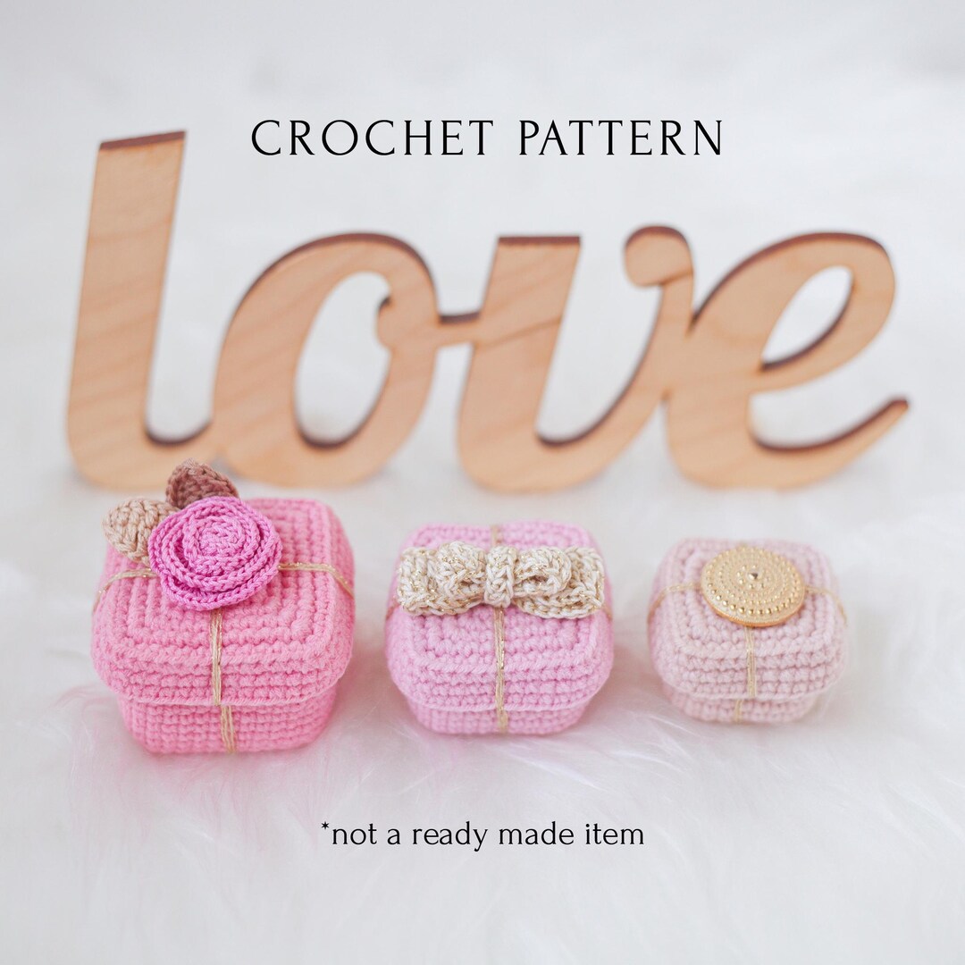 3 Sizes Gift Boxes Crochet Pattern PDF, Valentine’s Day Décor Ornament ...