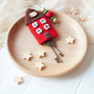 Key Cover Crochet Pattern PDF, Cozy Key Holder Tiny House, Key Chain ...