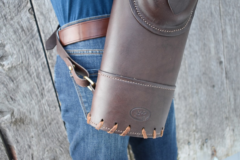 Magnus Style, Leather BACK Quiver for Traditional Archery With Pocket ...