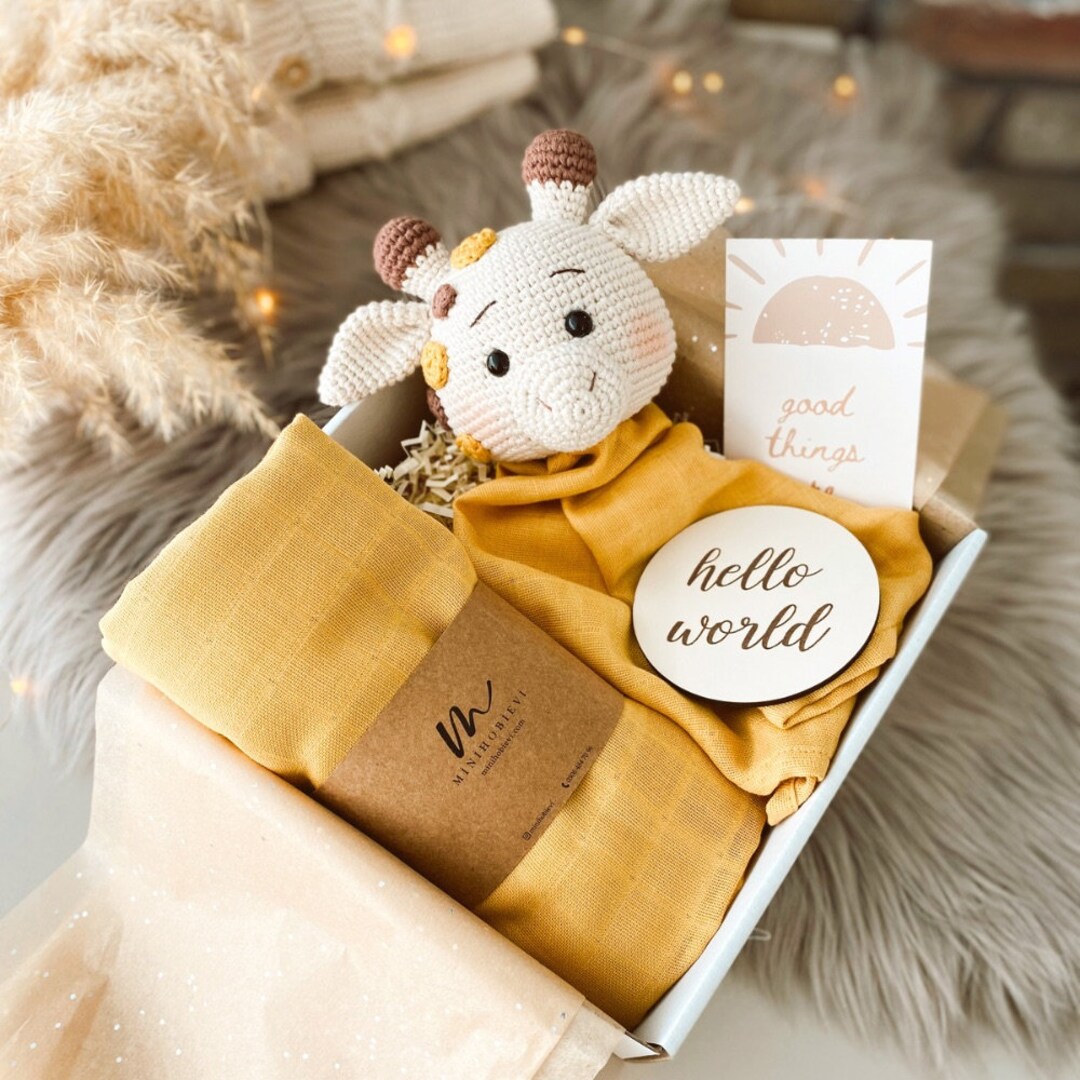 Amigurumi Giraffe Gift Box , Giraffe Sleeping Companion, My Baby's ...