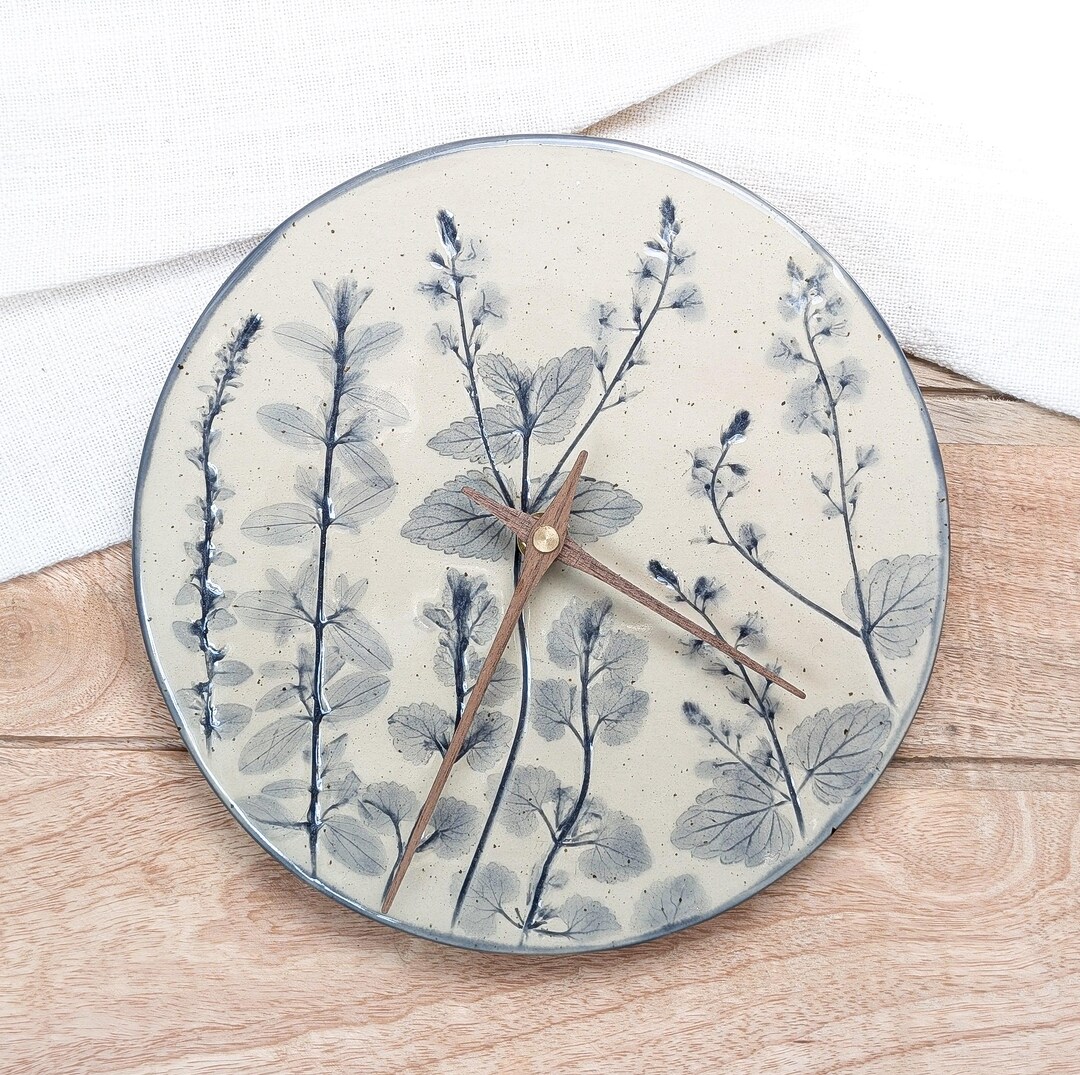 Ceramic Wall Clock With Herbal Plant Embossing, Clockwork Creeping ...